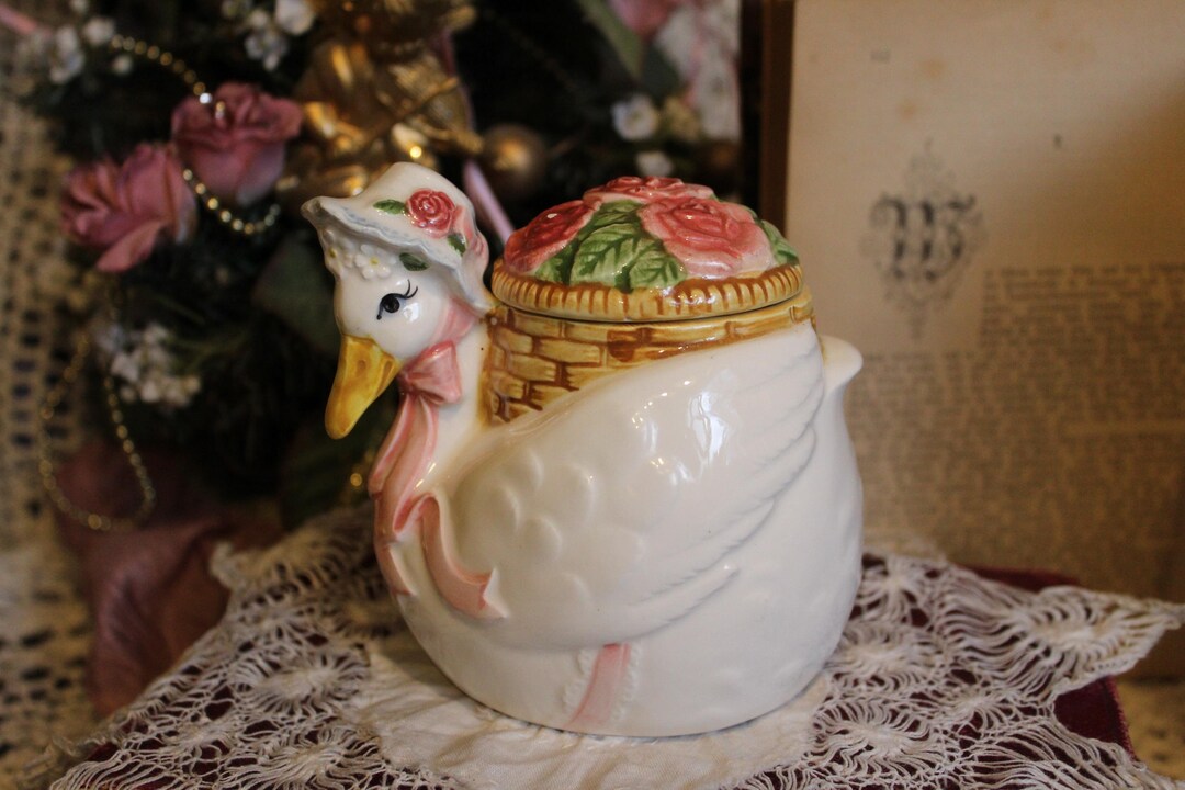 VNTG Goose Sugar Bowl/engraved, Labeled Matt Hromalik, Otagiri, Japan ...