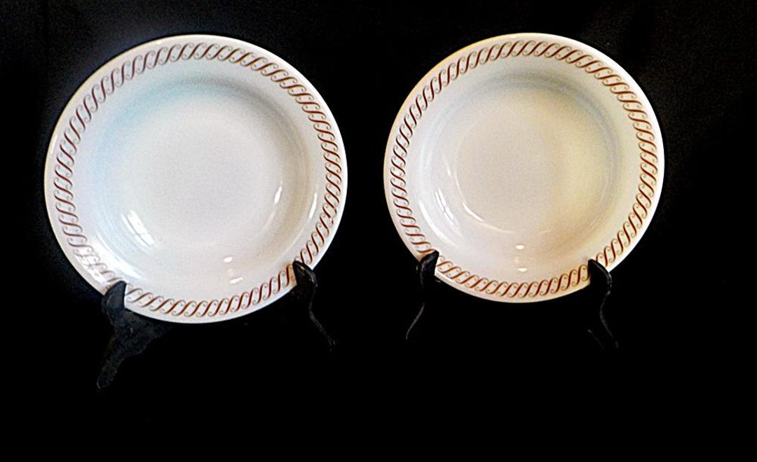 2 Vintage Pyrex Corning REGENCY Rimmed Soup Bowls 9" No. 715-35 - Etsy