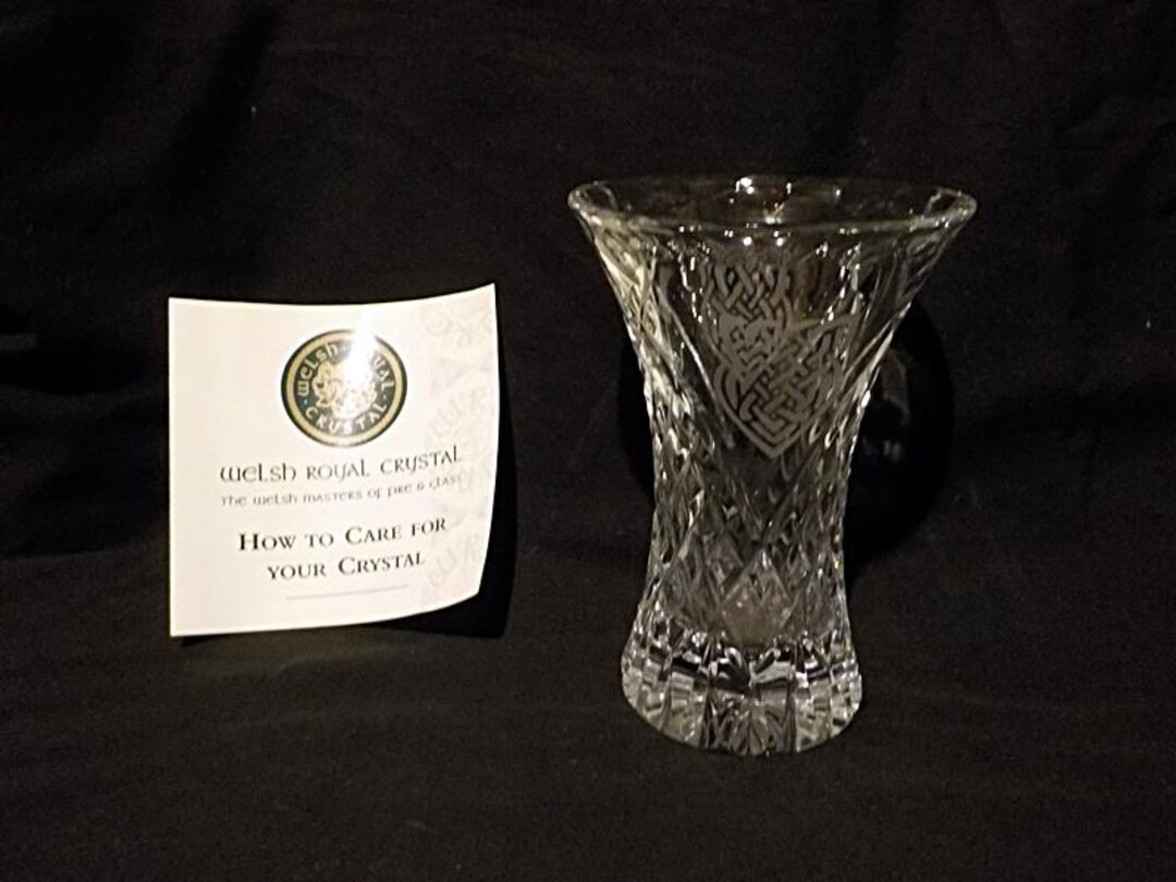 Vintage Welsh Royal Crystal Vase Cut Diamonds Celtic Shield Knot With ...