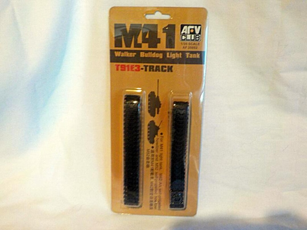 AFV M41 Light Tank Tracks Sealed T91E3 1:35 for M41 M42 AA M52 Model ...
