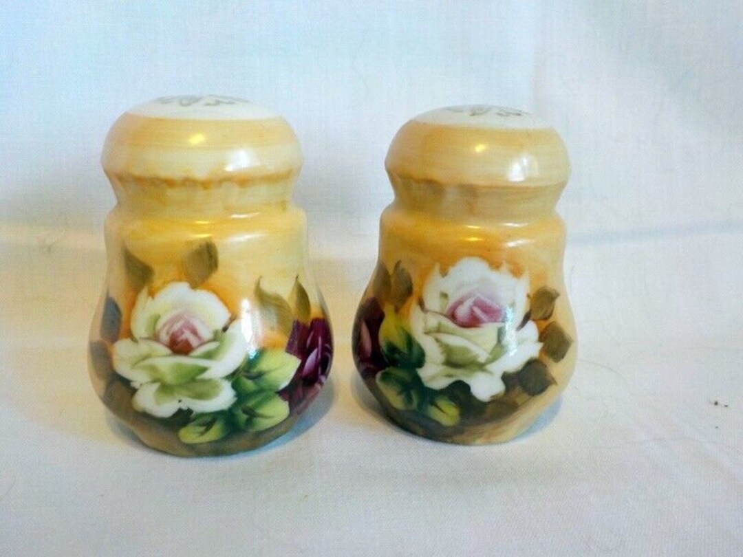 Vintage Lefton China Heritage Brown Salt and Pepper Shakers - Etsy