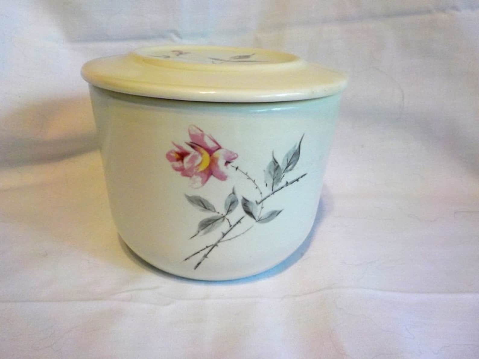 Vintage Universal Pottery Ballerina ROSETTE Medium Refrigerator Dish ...