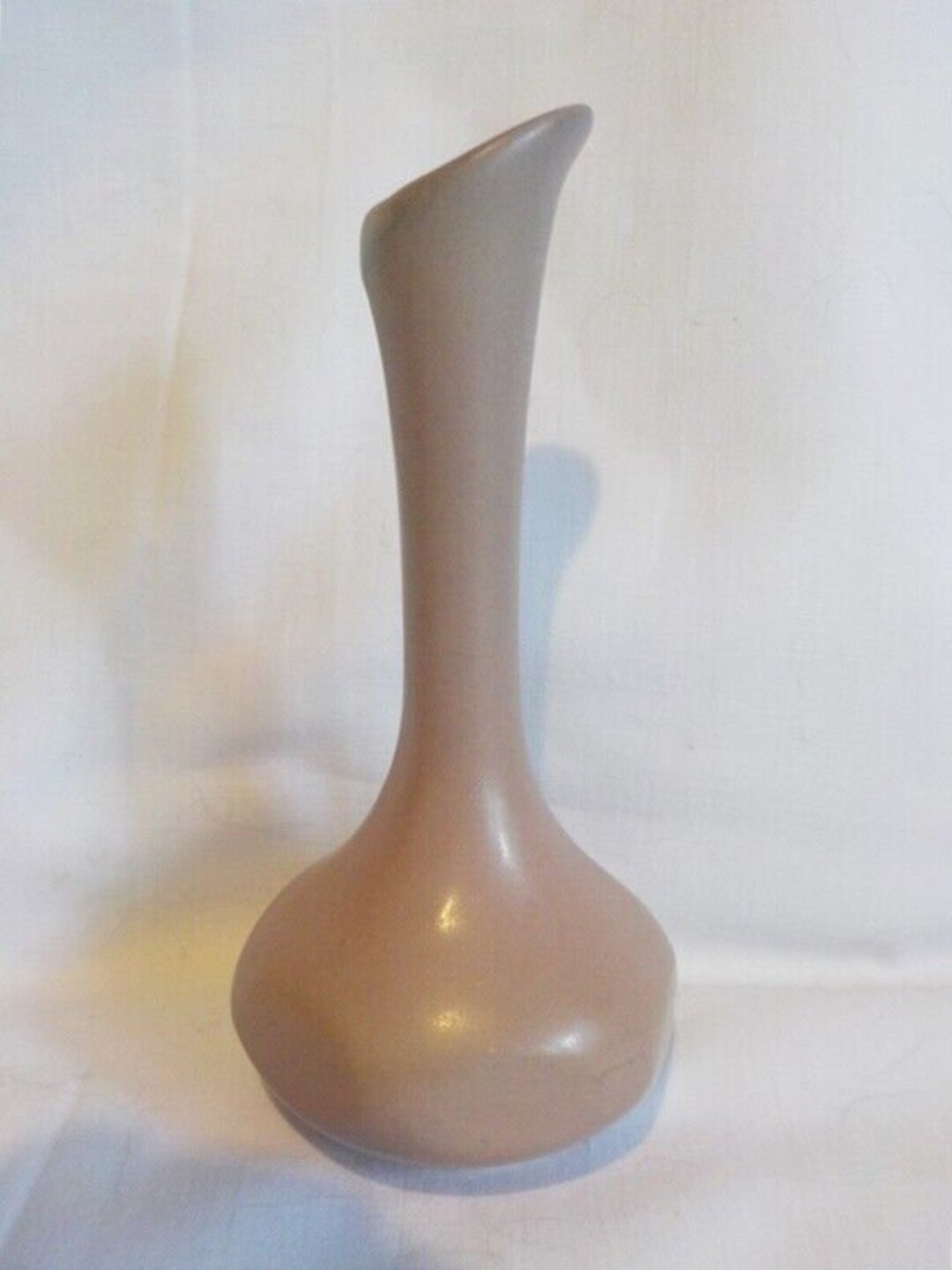 Vintage Van Briggle Pottery Bud Vase Dusty Rose Hexagon Bulbous Base 7 ...