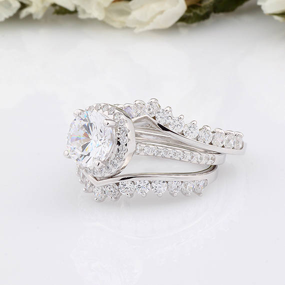 Round CZ 3-pieces Halo Ring Set / Round Halo Wedding Matching | Etsy