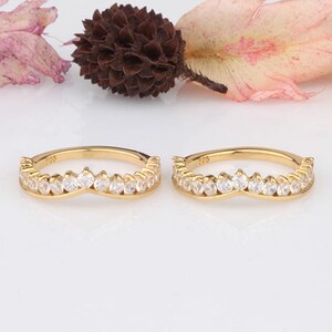 Round CZ Half Eternity Wedding Engagement Curved Band Ring / Yellow ...