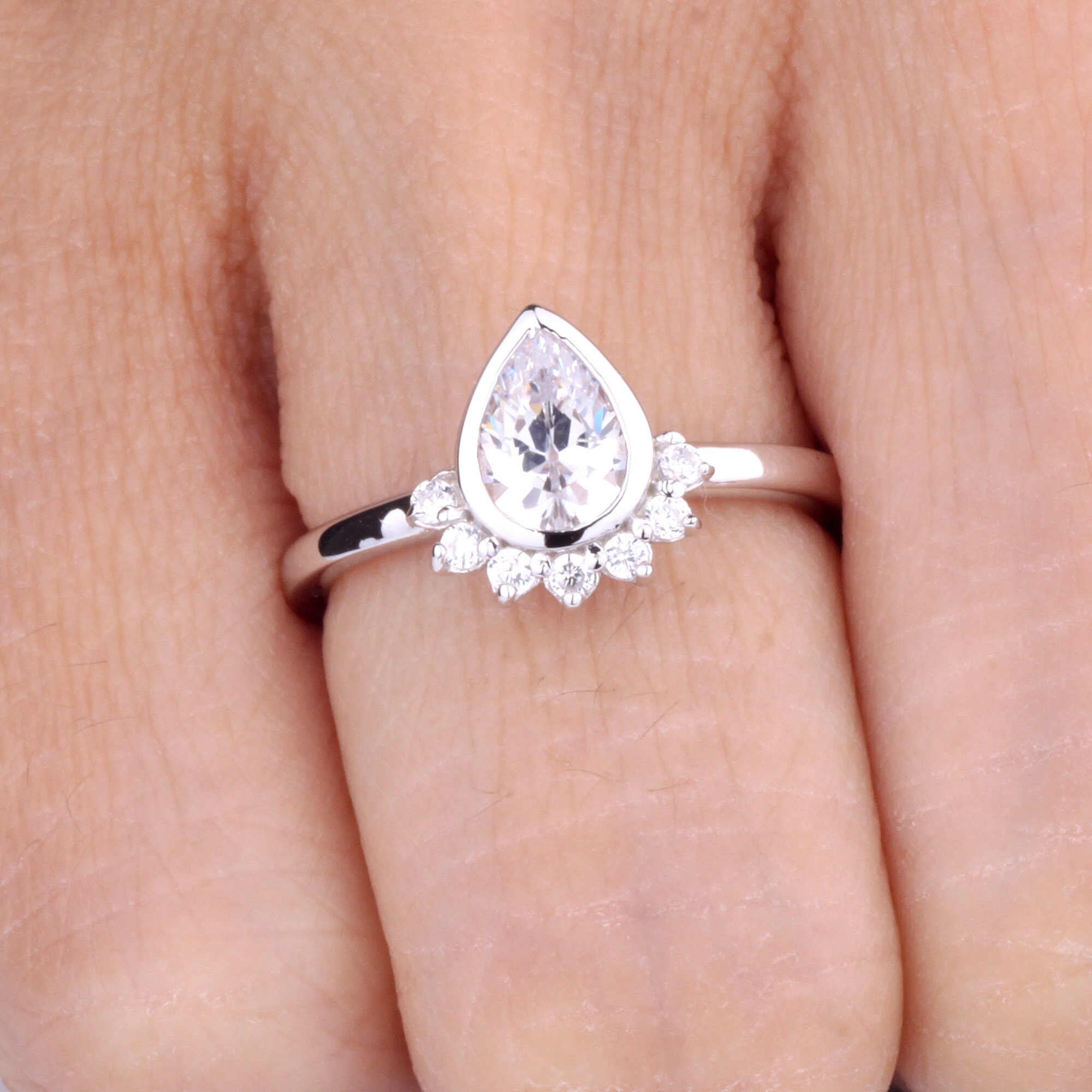 0.75 Carats Pear Shaped Diamond Simulated Ring / Pear CZ Bezel | Etsy