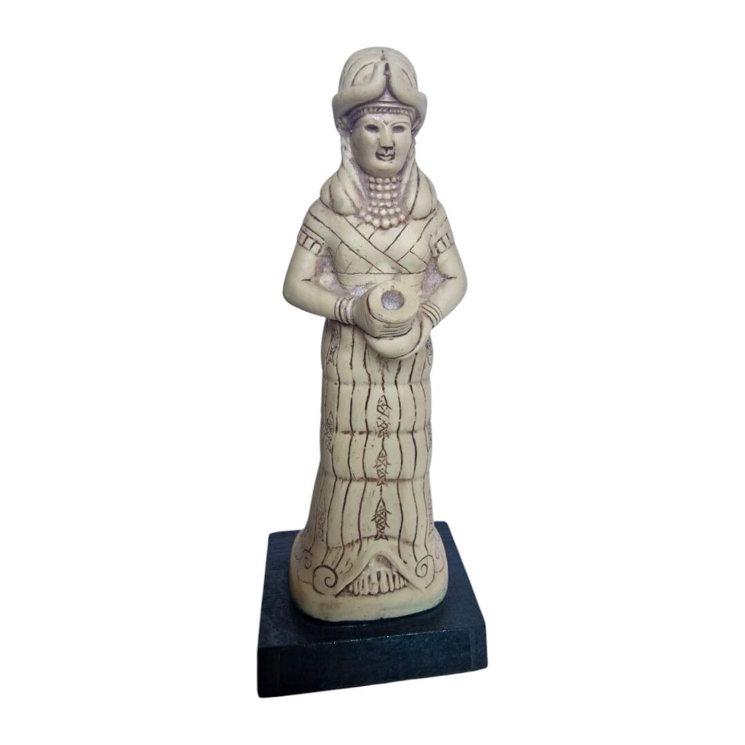 Assyrian Sumerian Goddess Inanna Ishtar Mari Lady of Wel Spring Sculpture Statue - Etsy