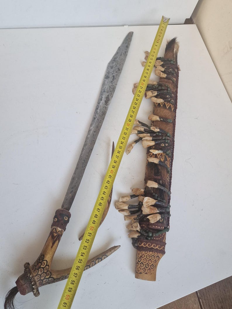 Authentic Dayak Mandau Sword – Tribal Headhunter Weapon With Carved ...