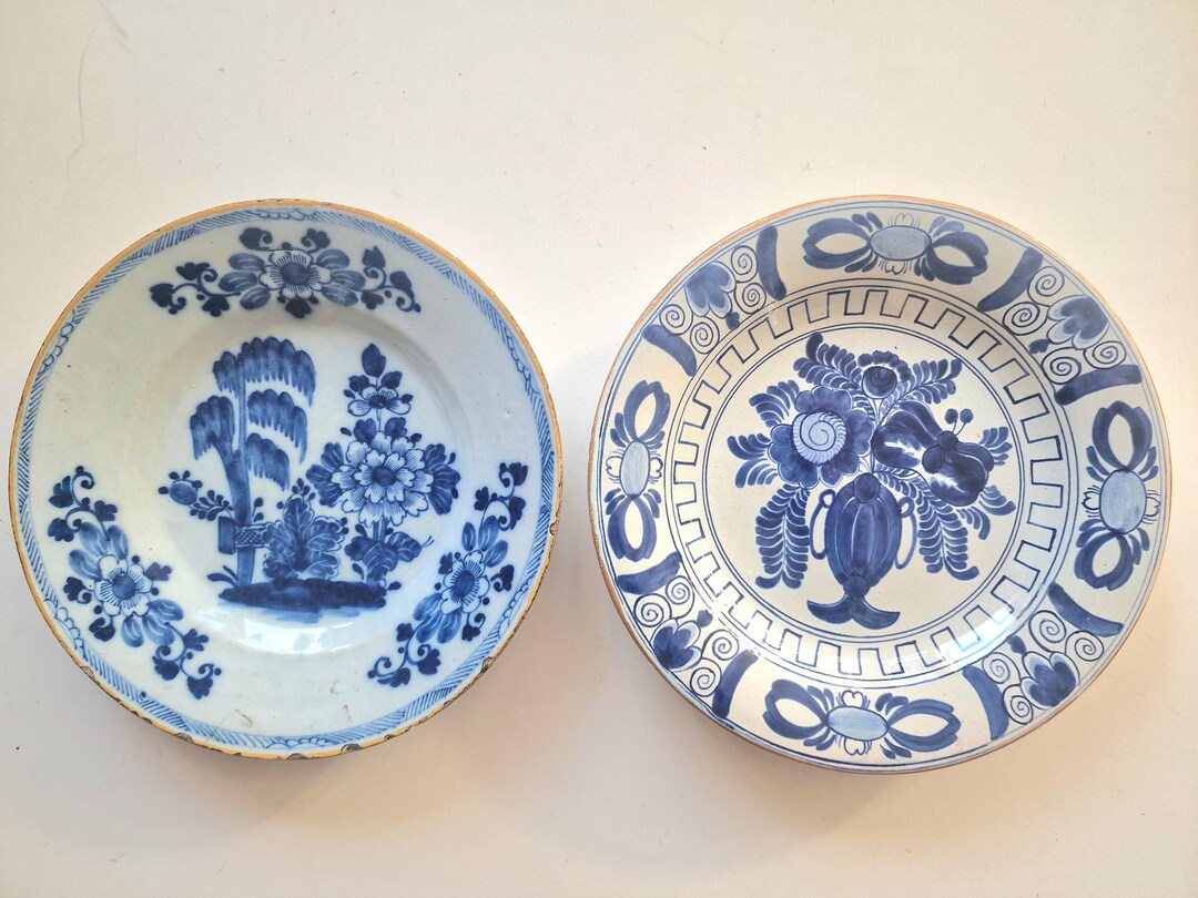 A Pair of 18th Dutch Delft Plates, Delftsblauw, 22 Cm, Pottery ...