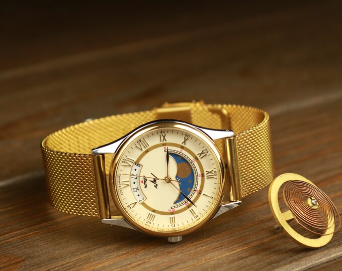 Soviet Quartz Watch LUCH Real Moon Phases Calendar, Moon Phase Watch ...