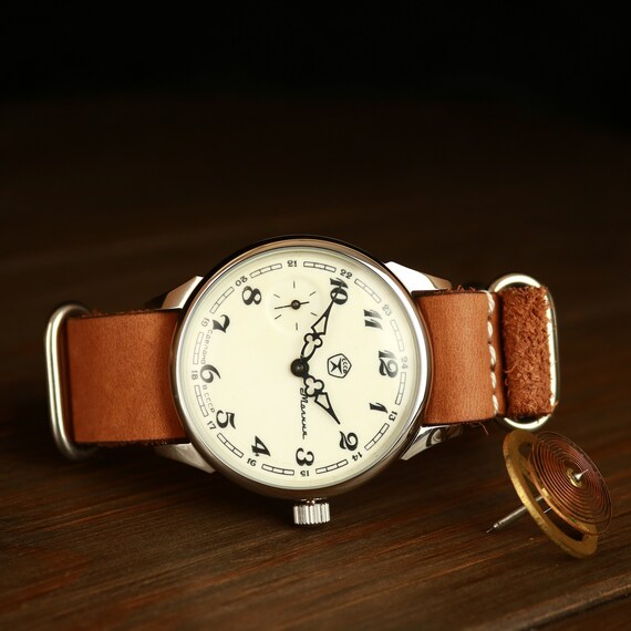 Molnija watch, Soviet watch, Vintage Molnija watch, m… - Gem
