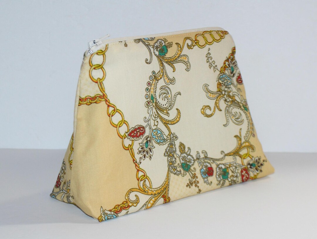 Pretty Makeup Bag, Cotton Fabric Cosmetic Bag, Toiletries, Hairbrush ...