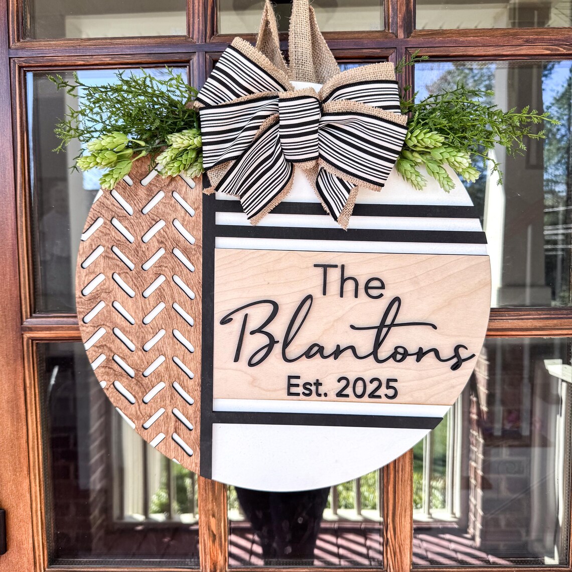 Personalized Door Sign | Round Wooden Family Name Sign With Bow and ...