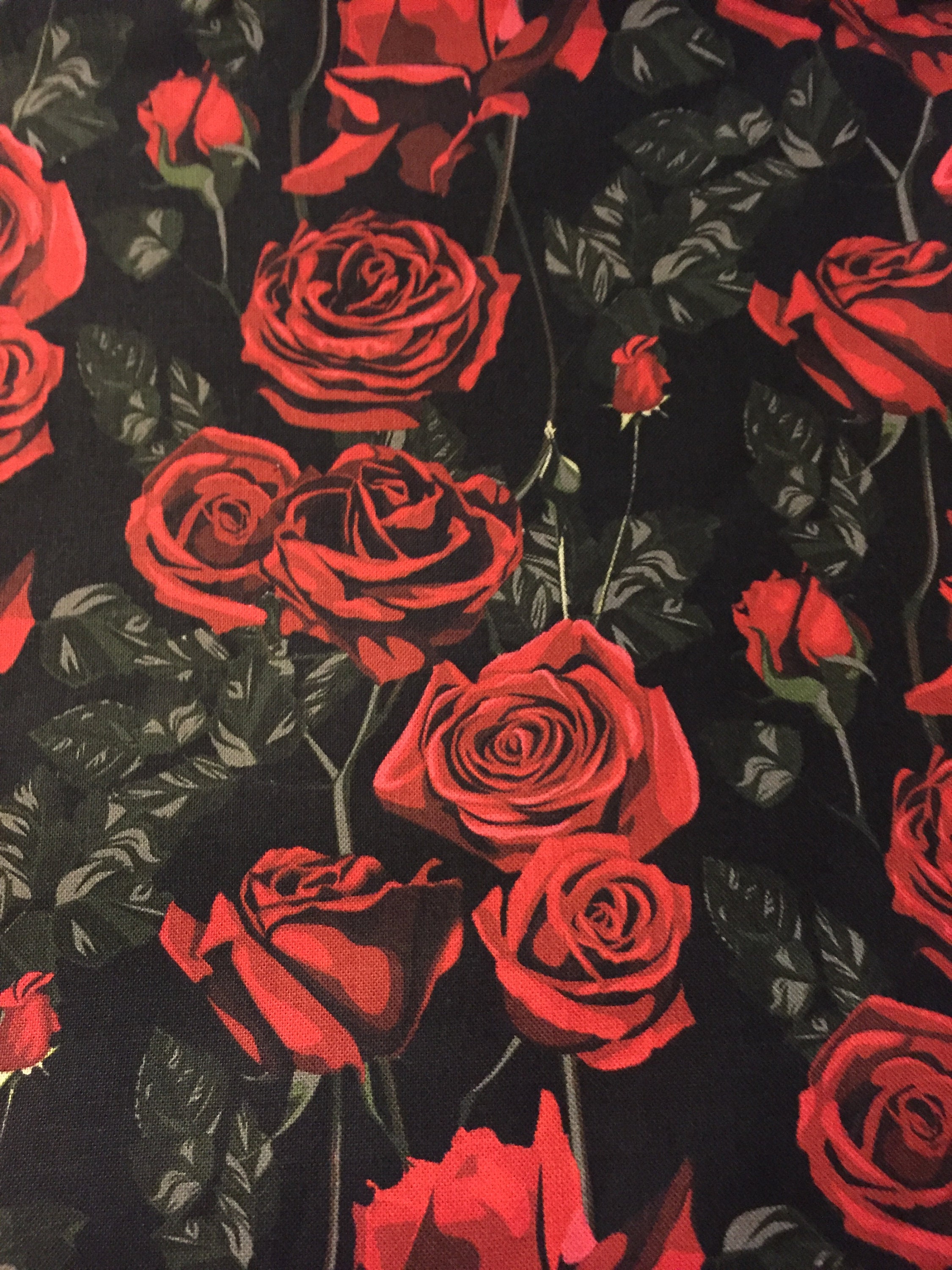 Black Rose Pattern Wallpaper