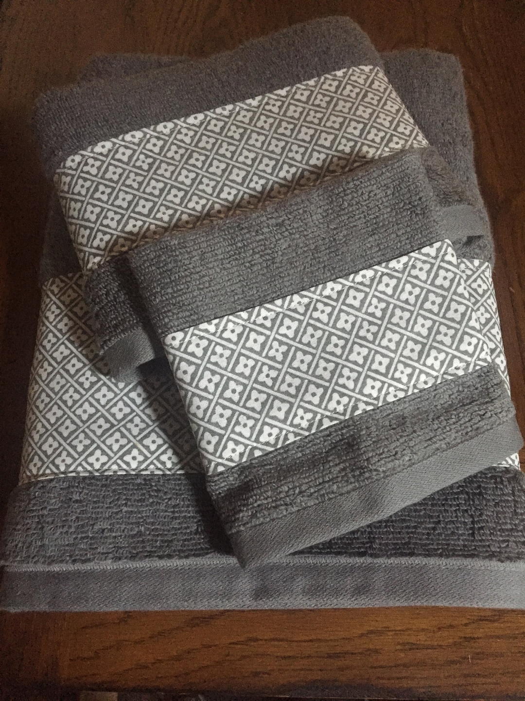 3-piece Gray Towel Set, With Gray/white Trim, Machine Washable, 100% ...