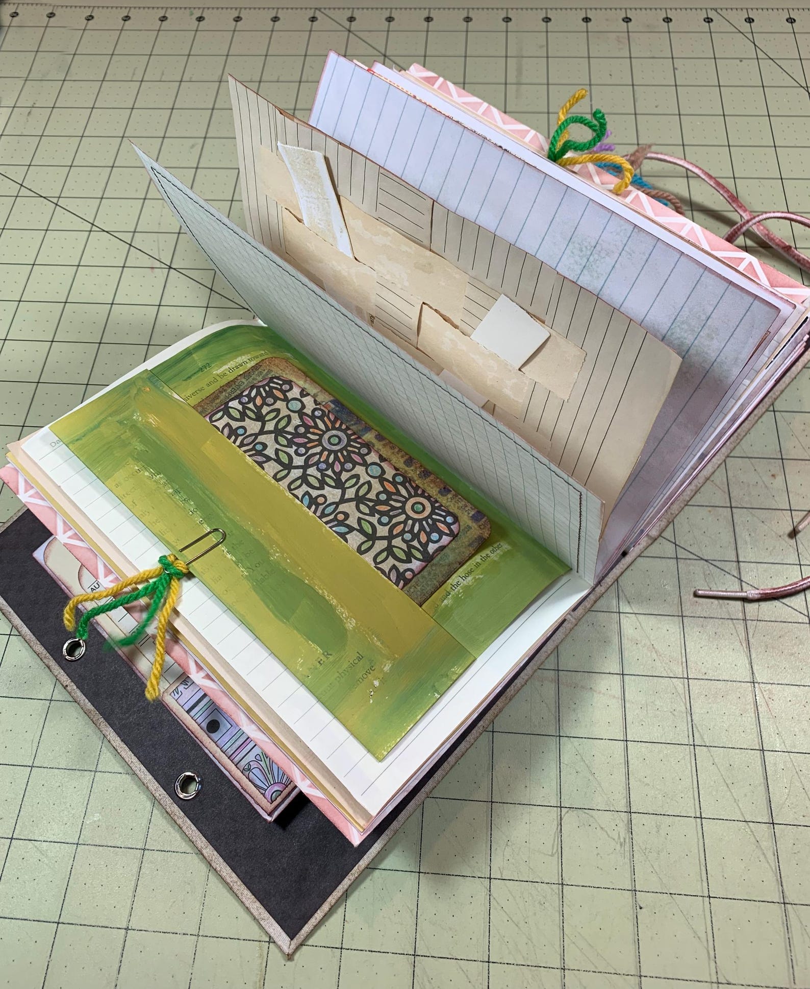 Junk Journal: Trash to Treasure Recycled Paper, Handmade Writing ...
