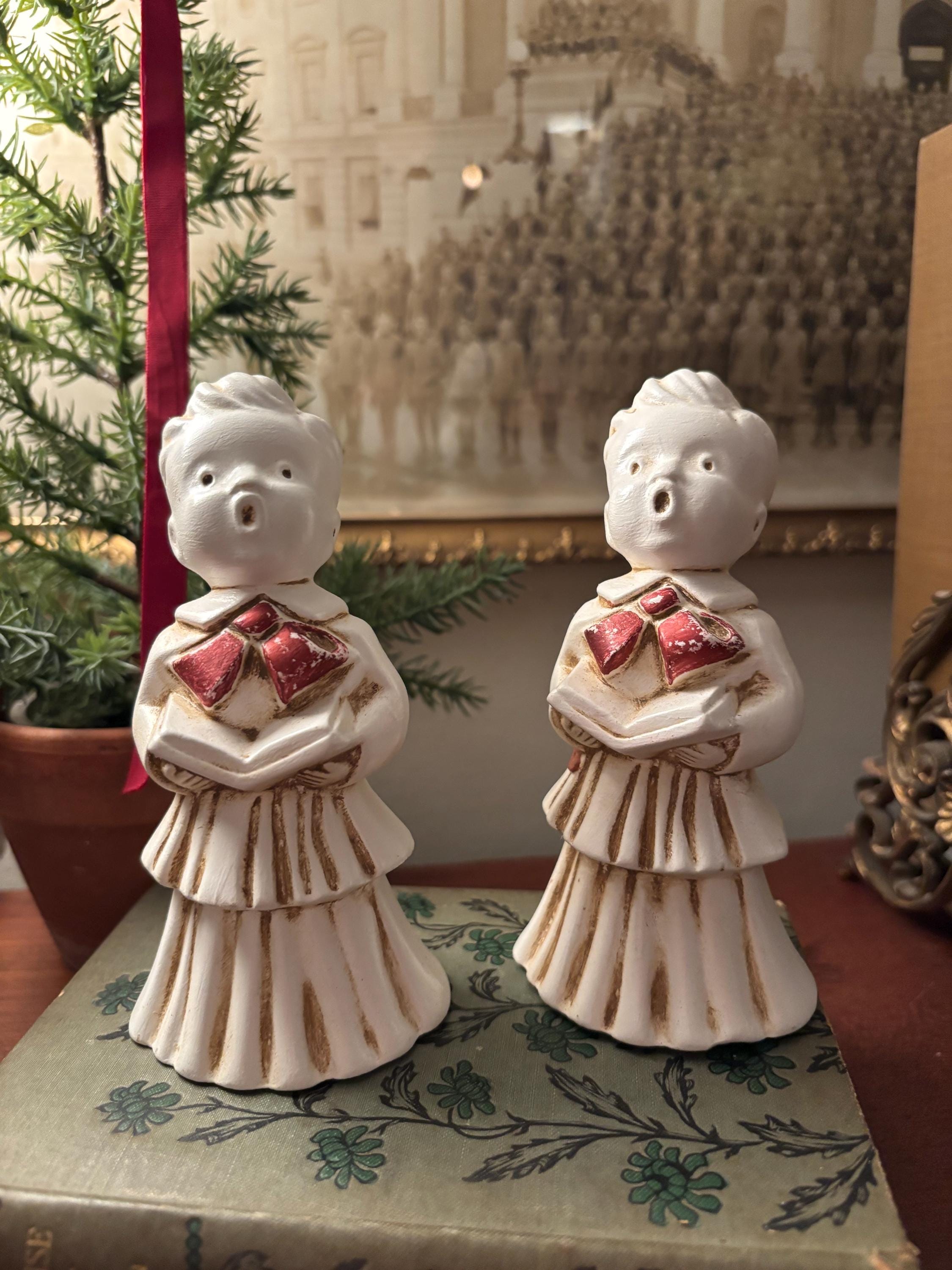 Vintage Retro Christmas Set of 2 Handmade Ceramic Caroling Choir Boys W ...