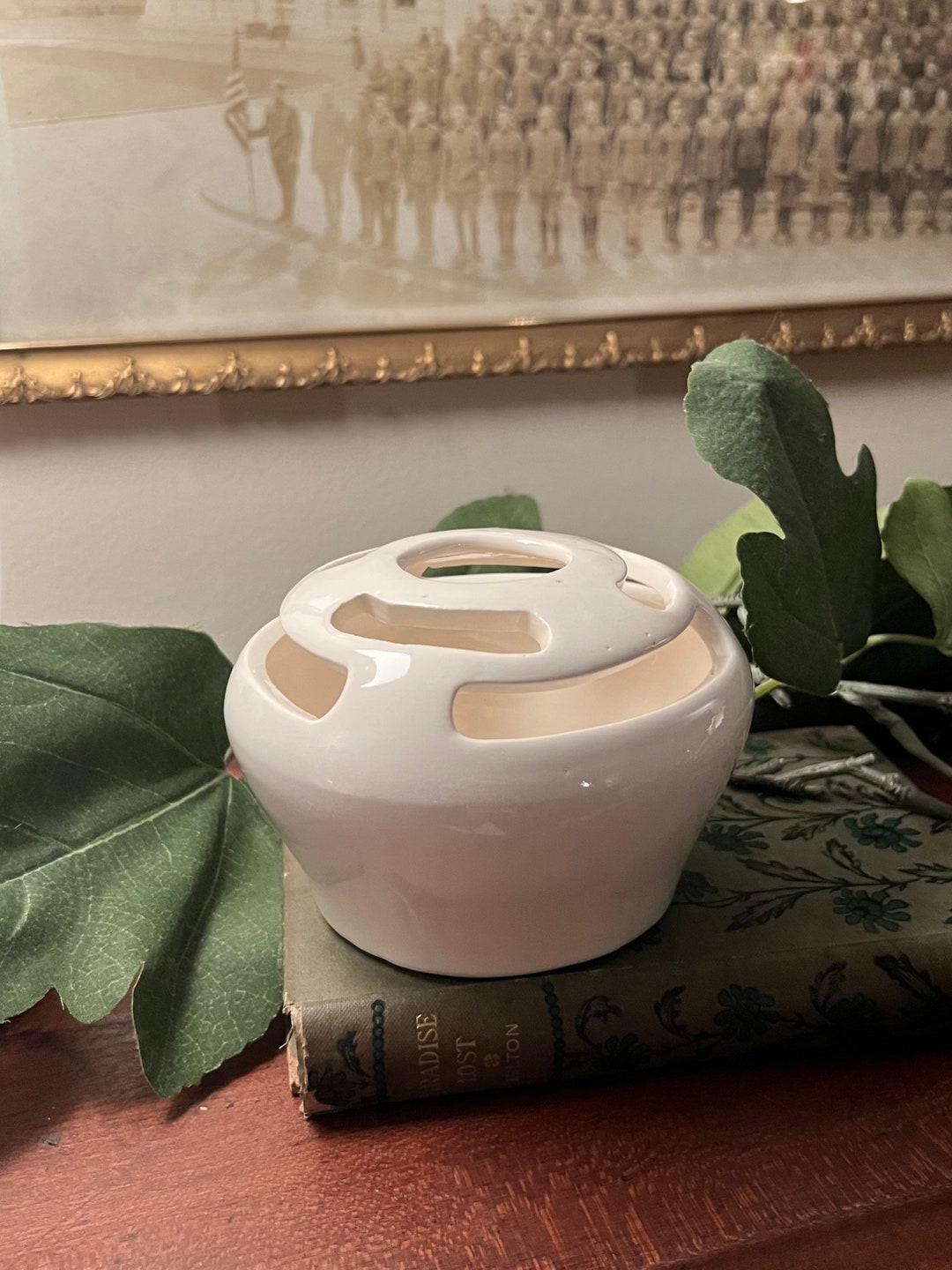 Vintage Retro USA Pottery Flower Frog Bug Vase Cream/white: Ca. 1960s ...