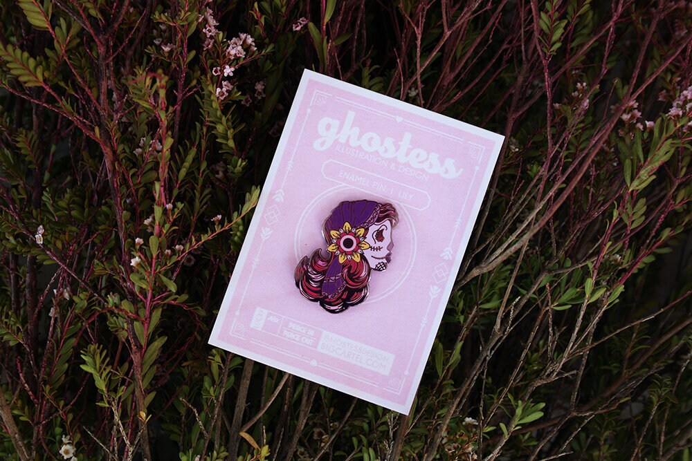 Enamel Pin Gypsy lily - Etsy
