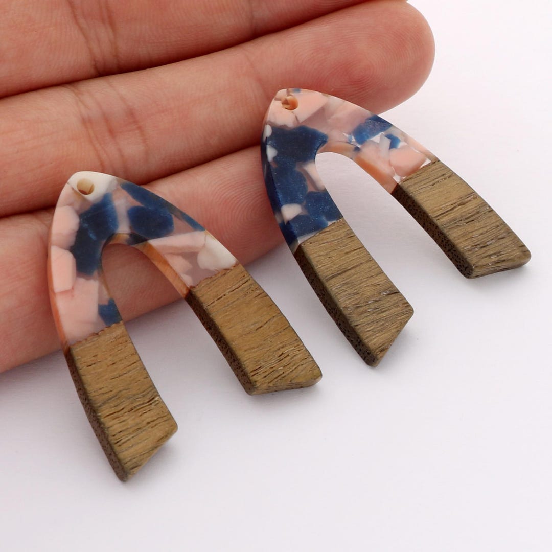 4pcs Epoxy Resin Pendants, U Shape Translucent White Resin Findings ...