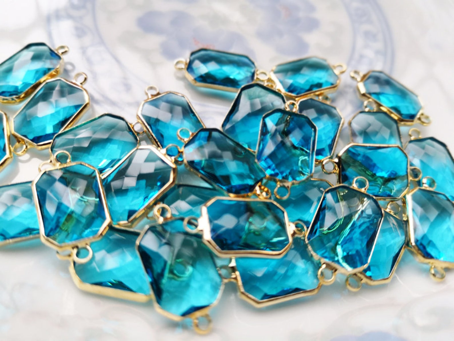 2pcs/10pcs Large Blue Faceted Lucite Rectangle Shaped Channel Set ...