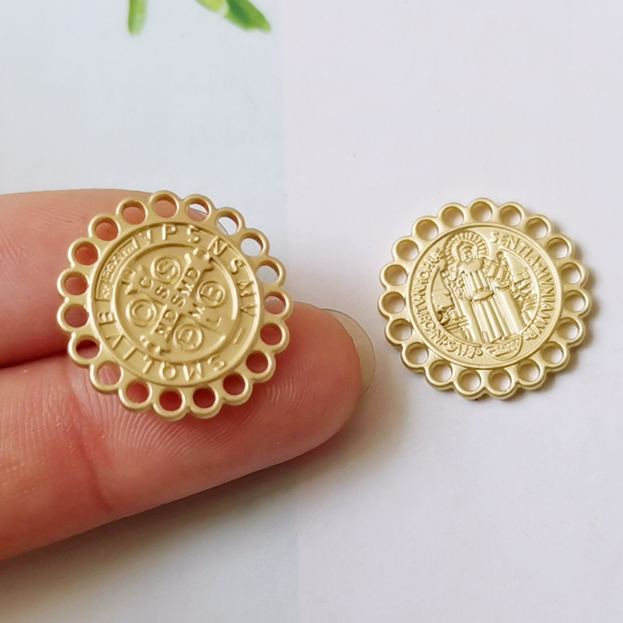 10pcs Matt Gold Plated Round Circle Charm Alloy Charm - Etsy