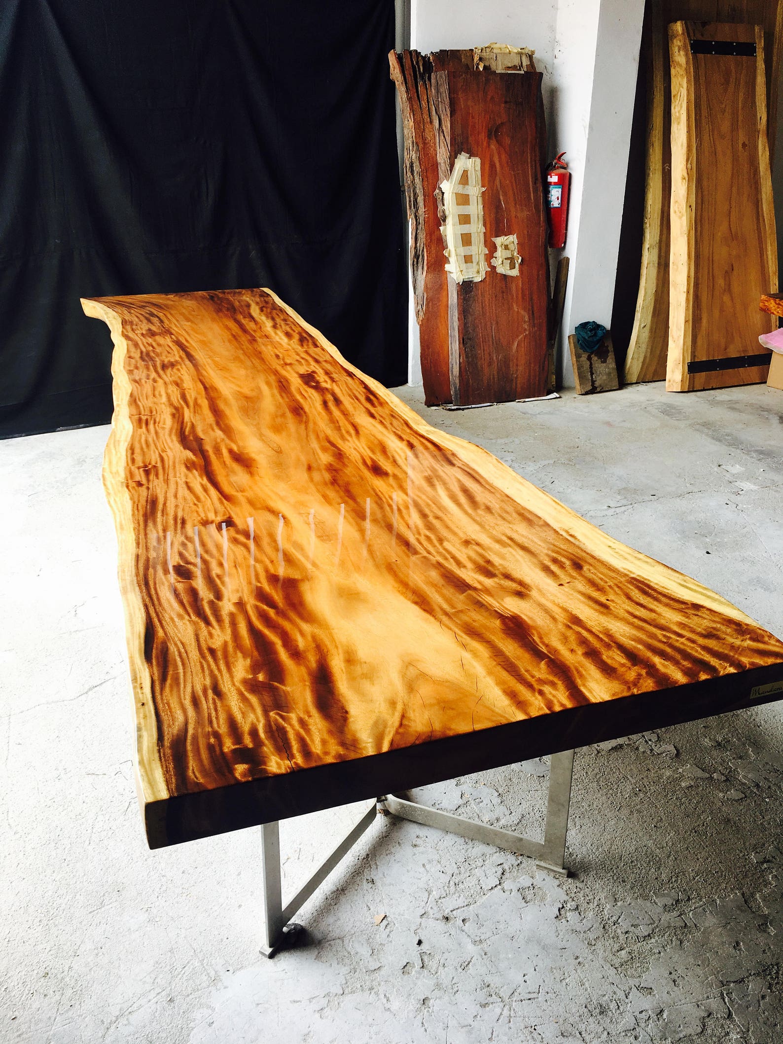 Acacia Wood Dining Table Hand-crafted Solid Wood Epoxy - Etsy