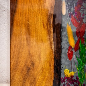 Artisanal Resin Dried Flower Inlay on Kassod Wood Slender Valley3 ...