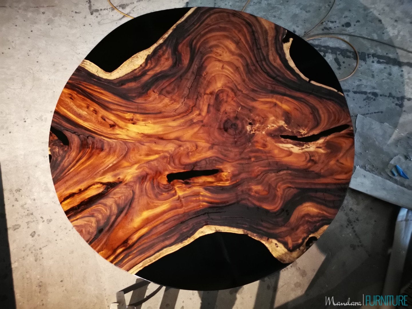 Round Wood Slabs for sale | Only 2 left at -70%