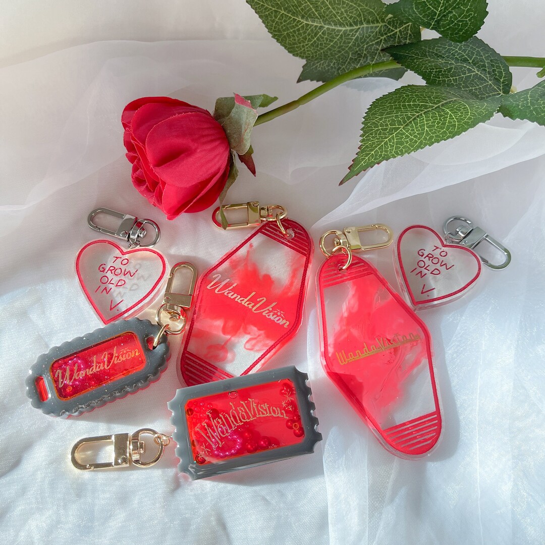 Wandavision Resin Keychain, Resin Shaker, Resin Charm, Resin Keyring ...