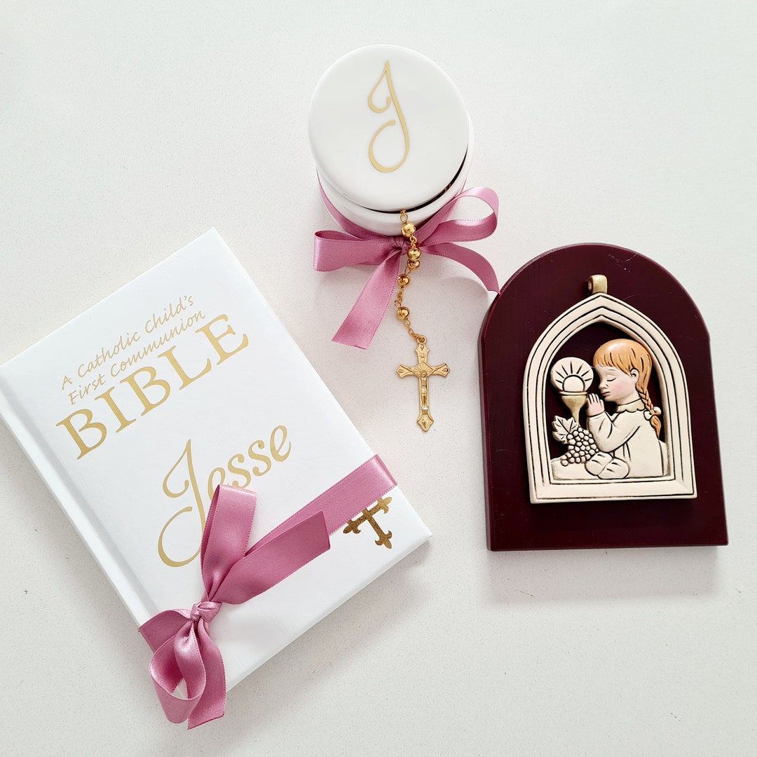 First Holy Communion Gift Set - Personalised - Etsy Australia