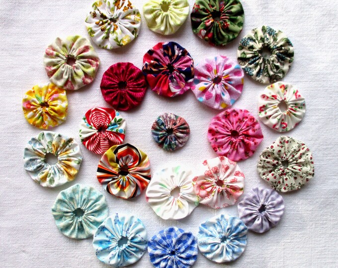 23 Suffolk Puffs Yo-yos Projects Slow Stitching Junk Journals Scrap ...
