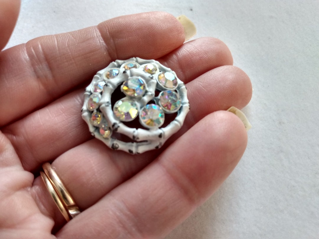 Medium Vintage Aurora Borealis Enamel Button; Lidz Brothers - Etsy