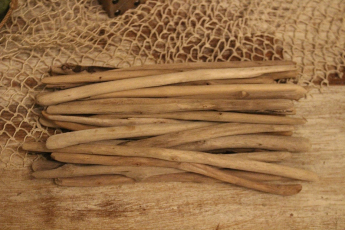 25 Piece of Small Surf Tumbled California Driftwood Sticks Beach Decor ...
