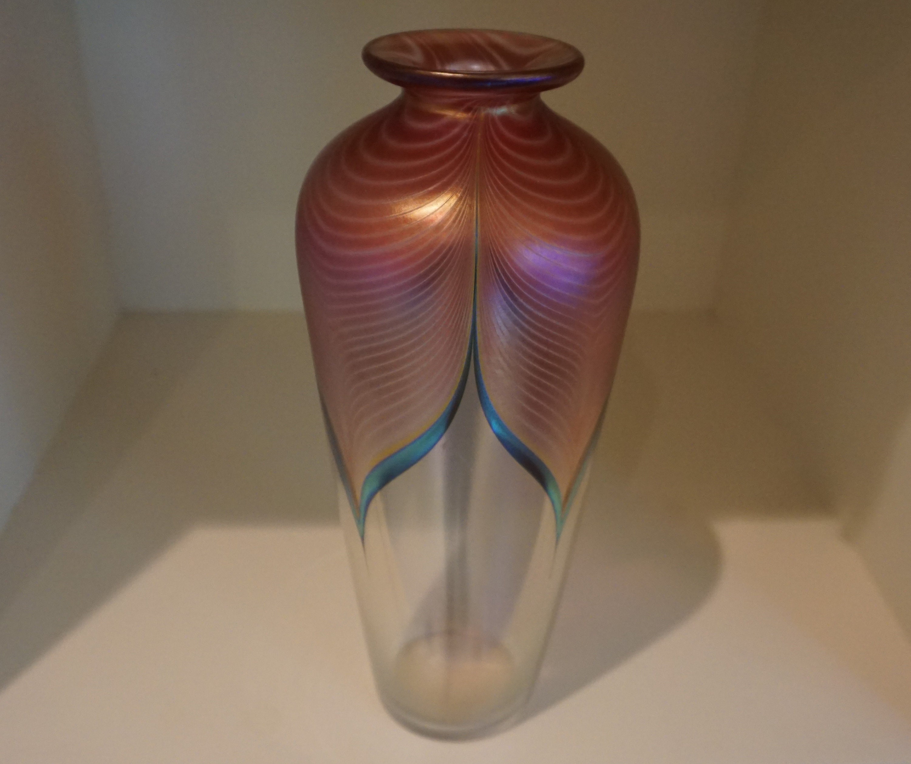 Stuart Abelman Iridescent Art Glass Pulled Feathers Vase, Numbered and ...