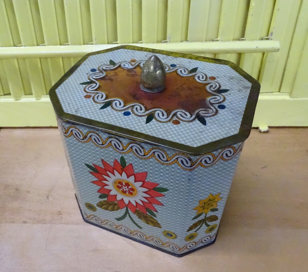 Vintage S.L.K. German Jewel Tones Baroque Tin, Vintage Octagonal ...