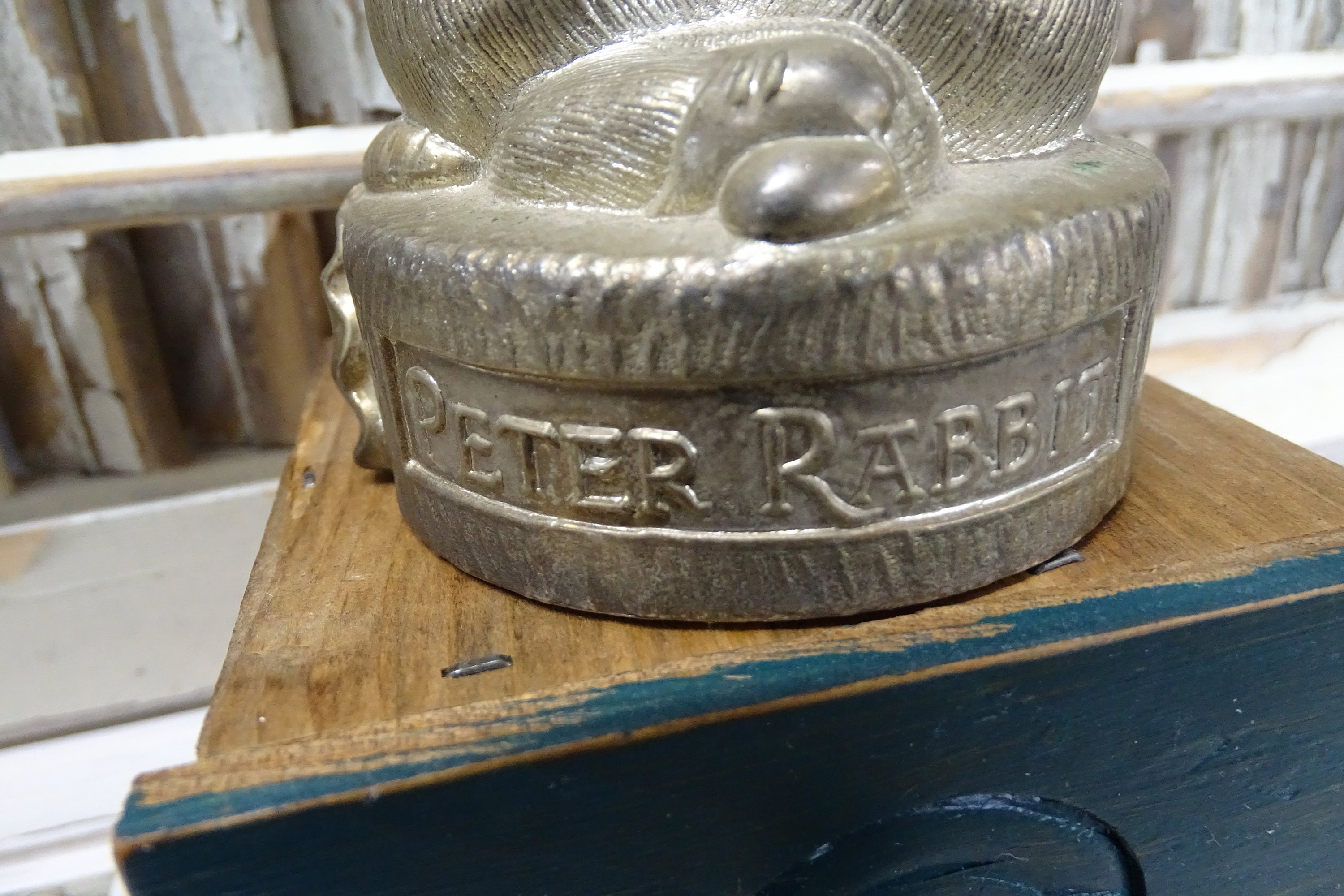 Vintage Metal Peter Rabbit Bank Gold Metal Peter Rabbit Bank | Etsy