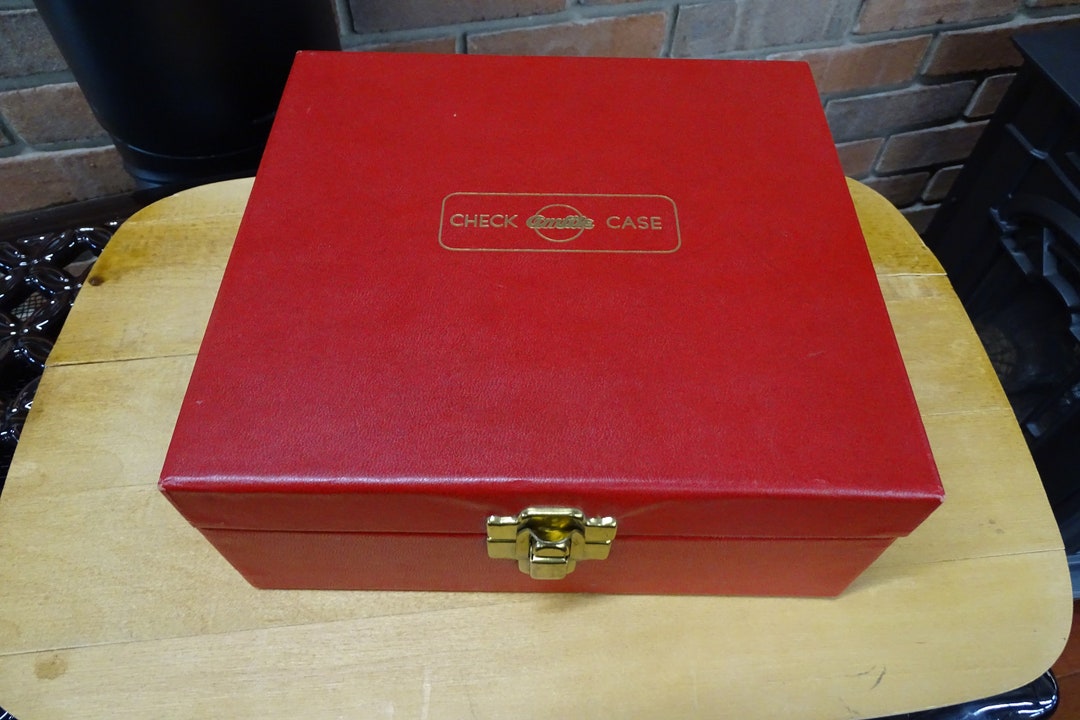 Vintage Cherry Red Cardboard Amfile Check Case, Retro Checks/document ...