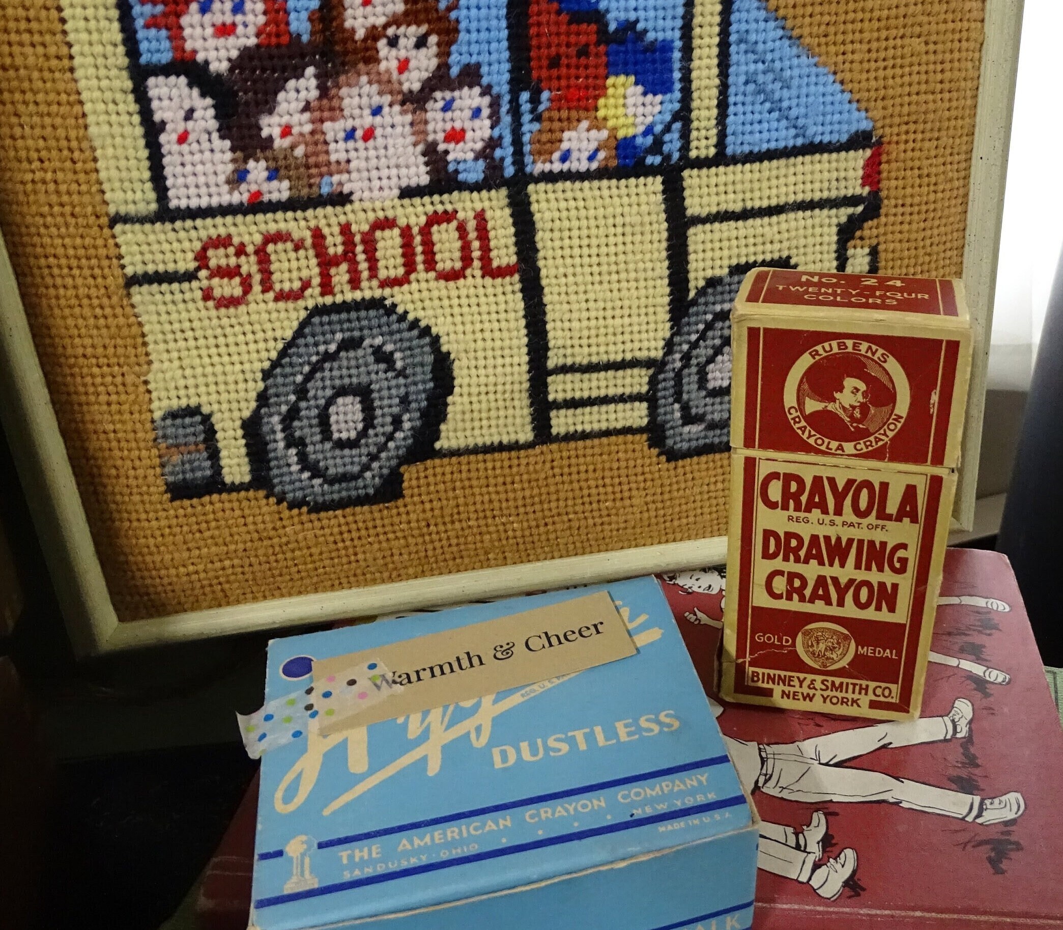vintage crayon box for sale | View 103 classified ads