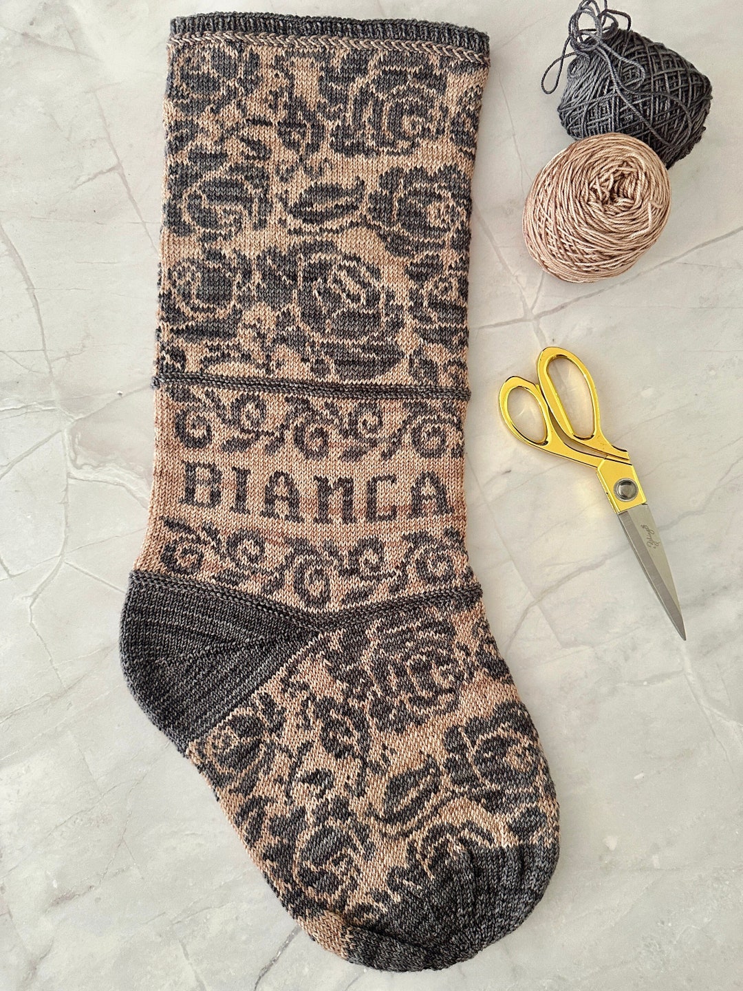 No. 8 Christmas Roses Stocking | Pattern Only PDF Download - Etsy