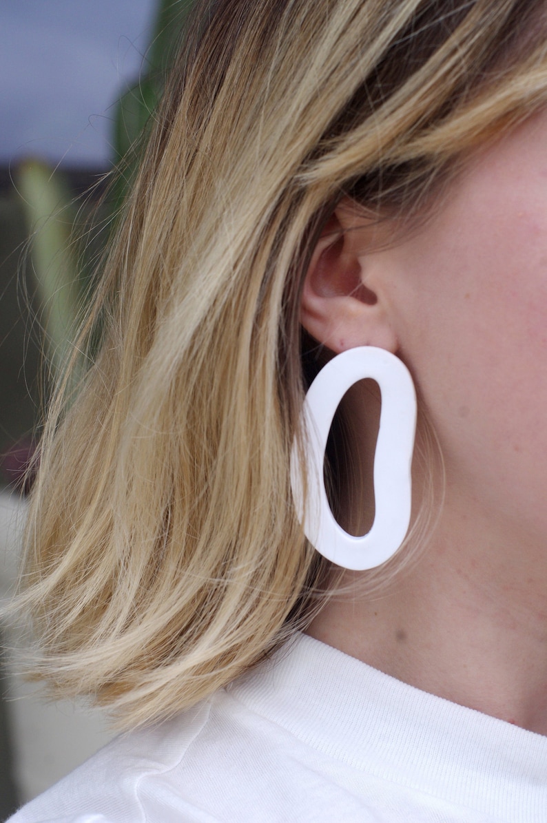Abstract White Statement Earrings / Minimalist / Polymer Clay - Etsy