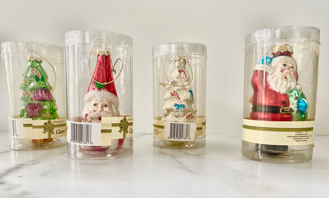 Vintage Greenbrier Christmas House Festive Santa Clause and Christmas ...