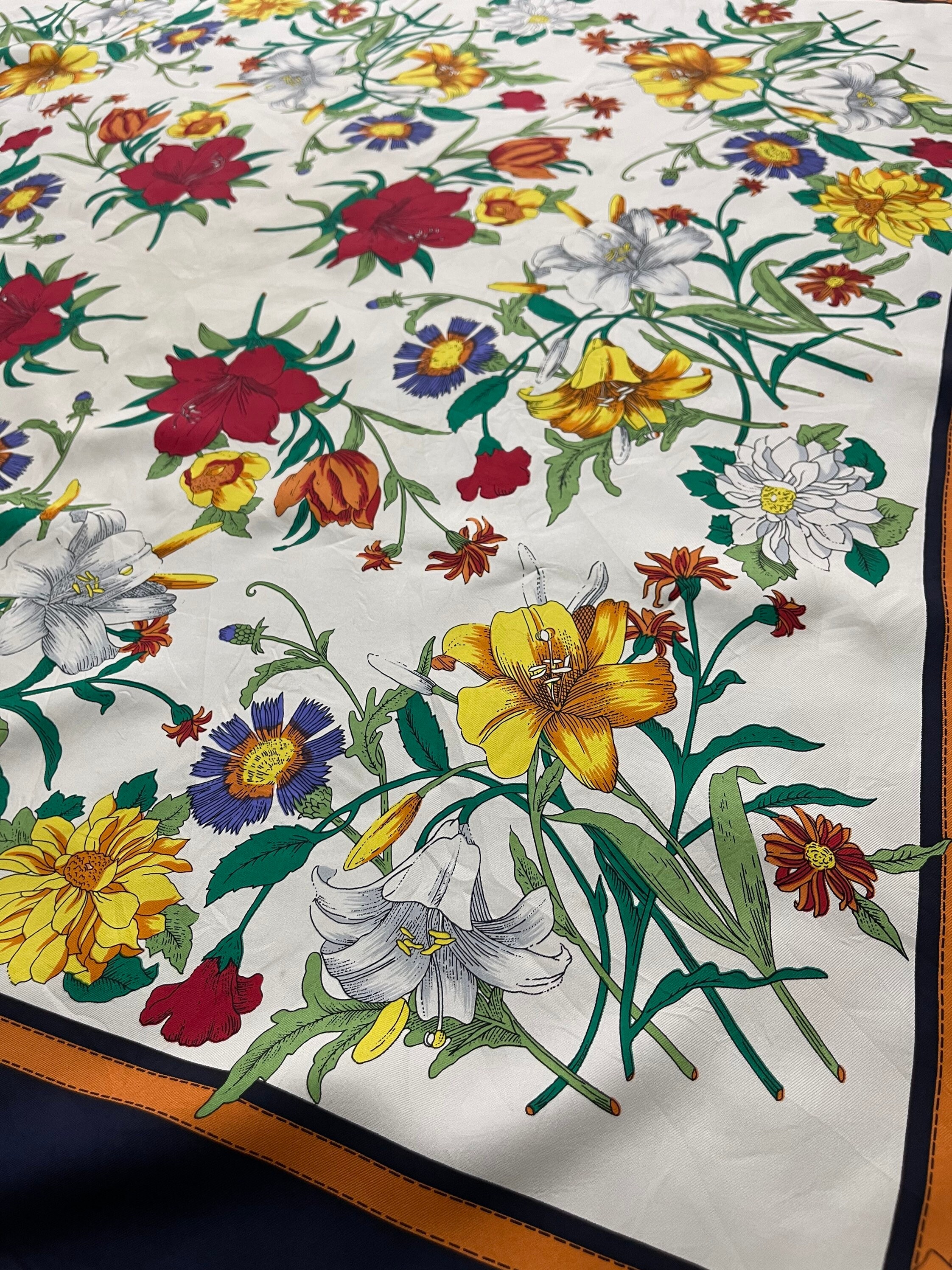 VINTAGE SILK SCARF Beauty Flower Design Women Silky Scarves - Etsy