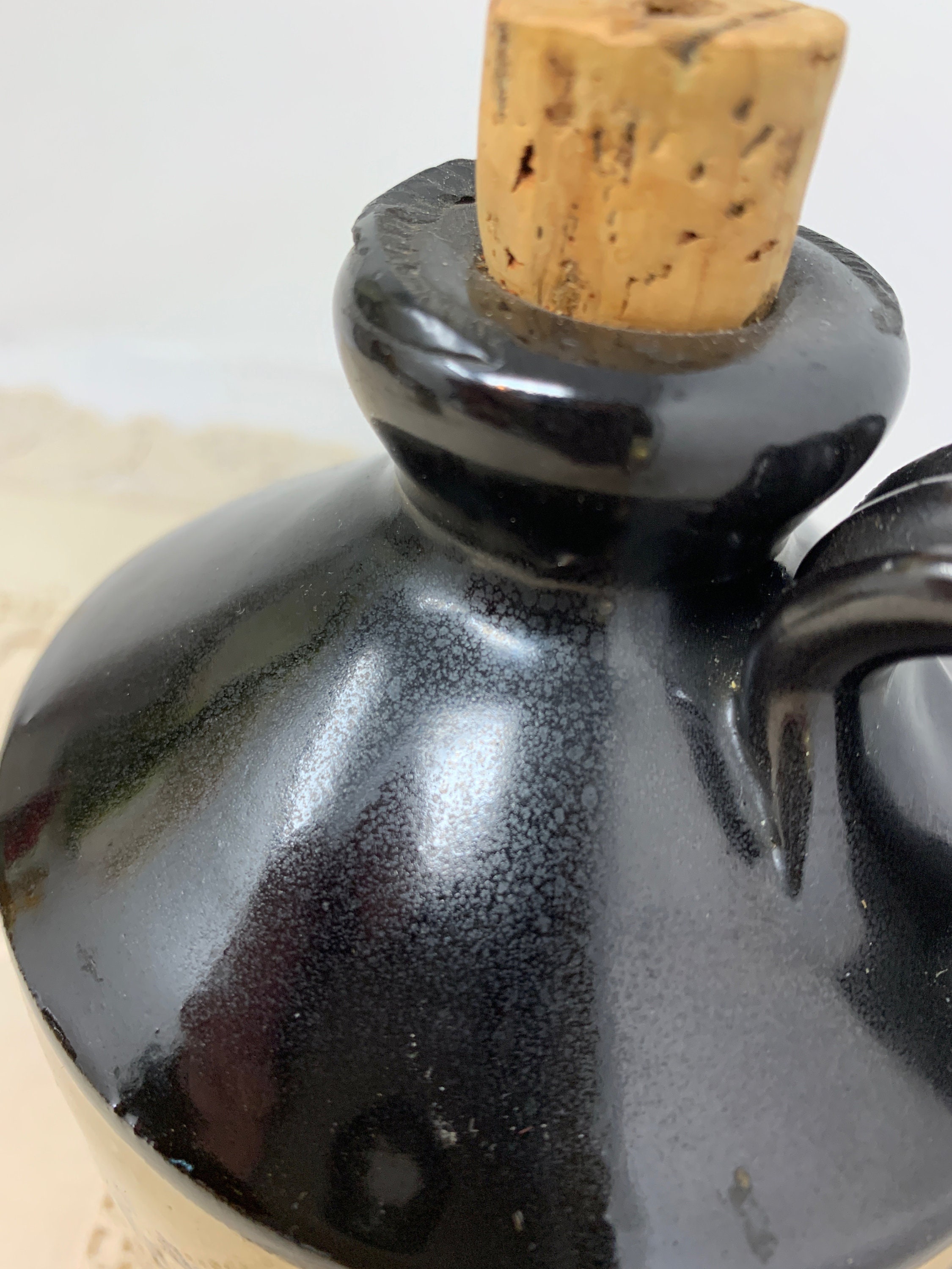 Smokey Kettle Maple Syrup Medalta Potteries-Style Stoneware Advertising ...