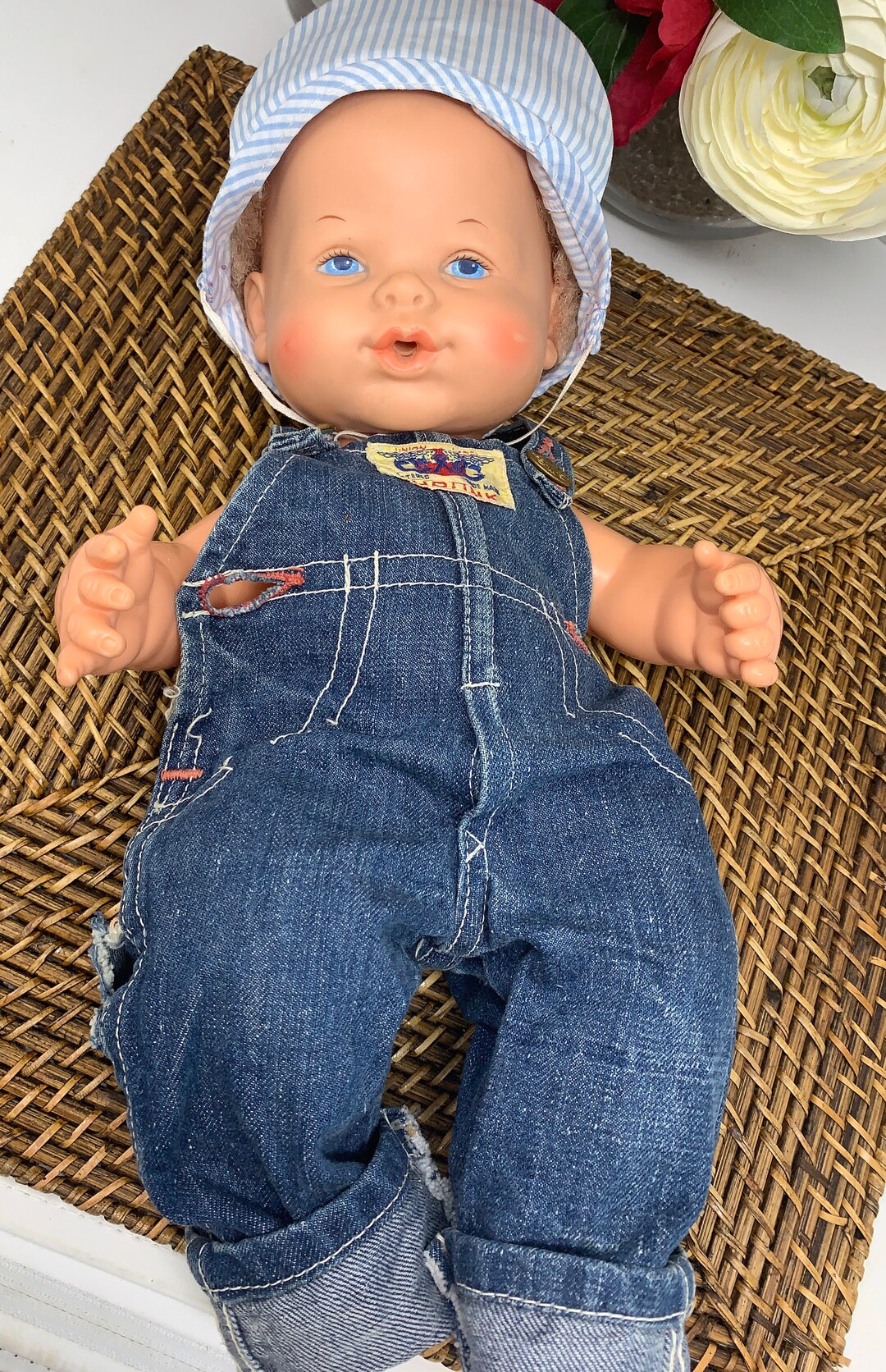 Archie Bunkers Grandson Joey Stivic, Drink & Wet Physically Correct ...