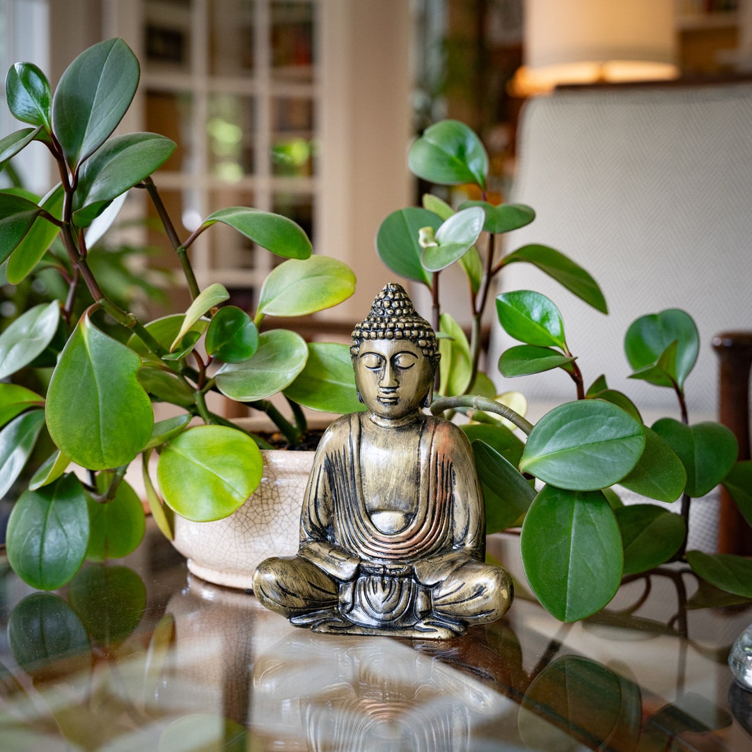 8" Meditating Buddha Cast Aluminum Decorative Statue - Etsy