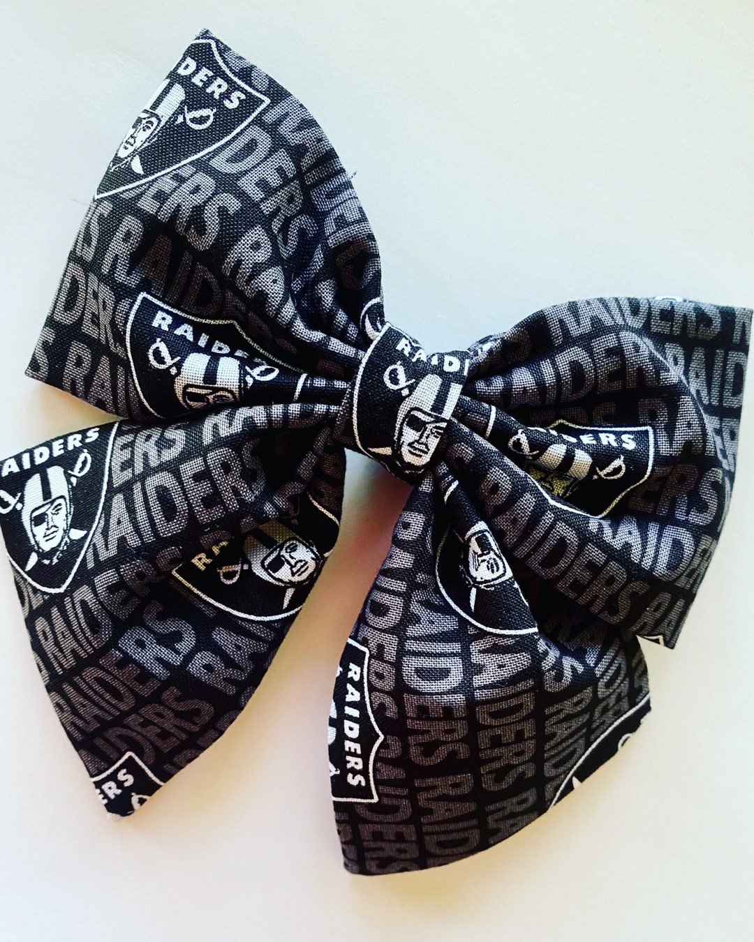 Raiders Inspired Bows// Las Vegas Raiders Inspired Bows - Etsy