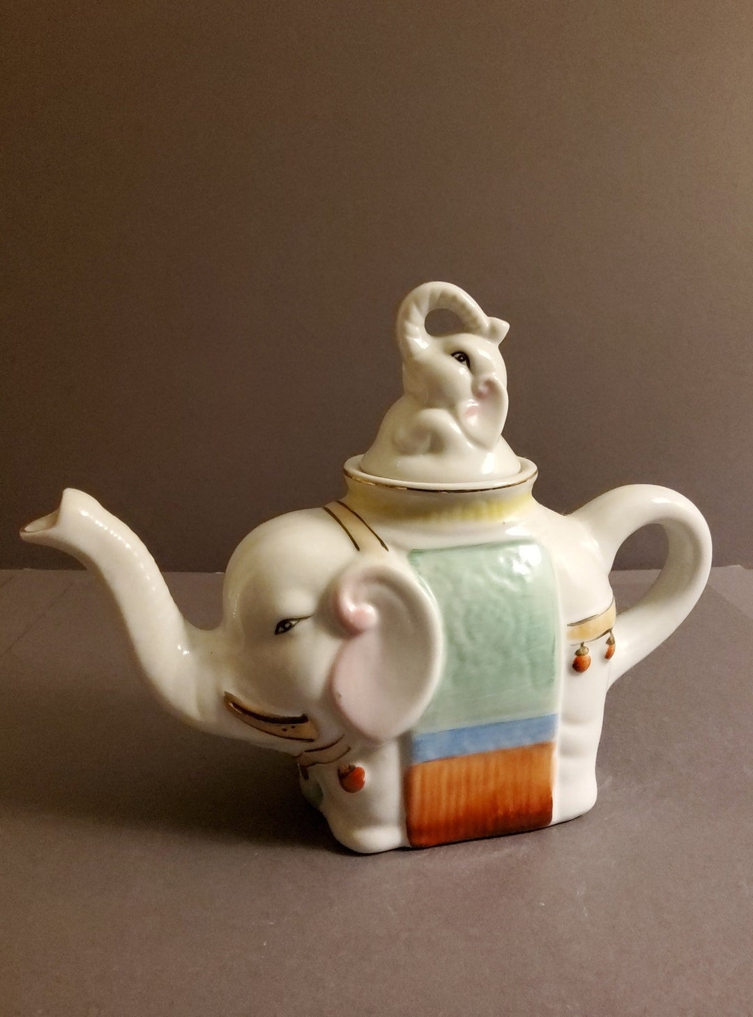Vintage Porcelain Elephant Teapot - Etsy