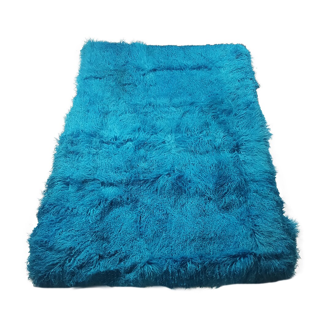 Real Tibetan / Mongolian Lamb Fur Rug 6' X 7' 180cm X 210 Cm sea Blue ...