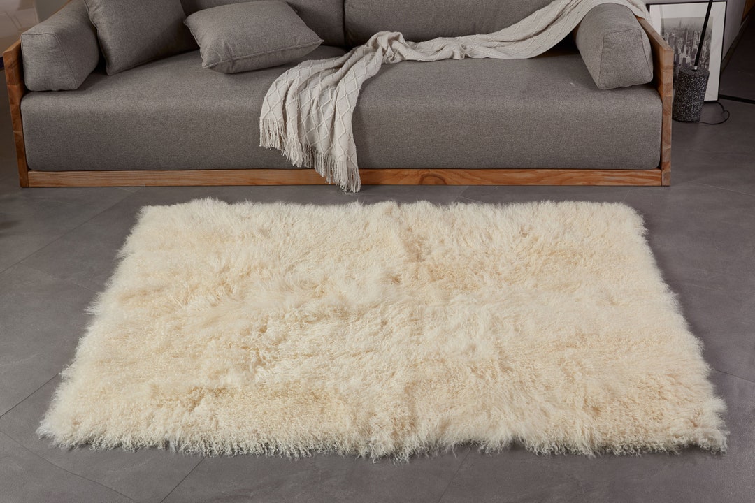 Real Genuine Tibetan / Mongolian Lamb Fur Rug Many Colors Custom Size ...